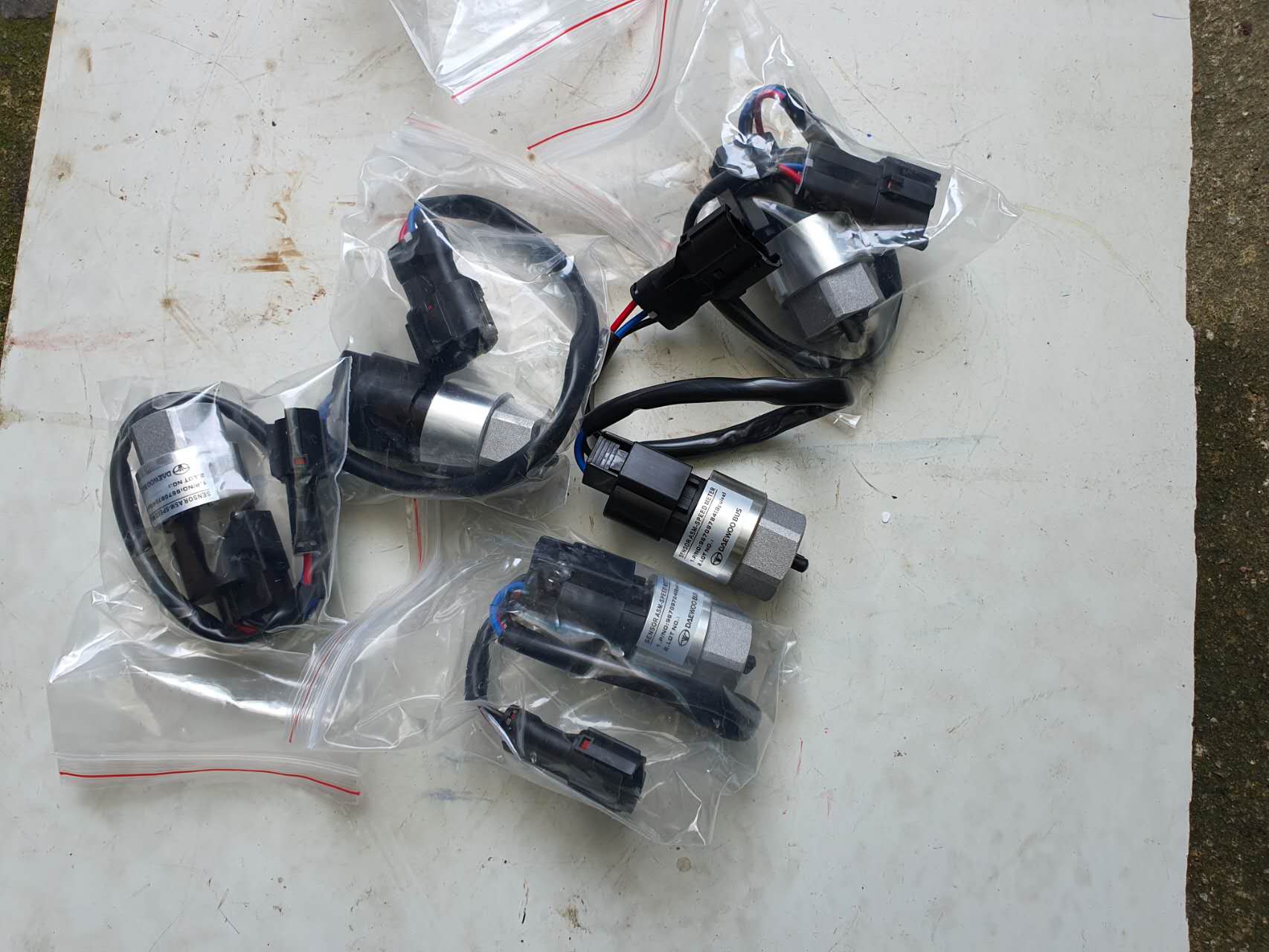 Cảm biến km xe bus BC095 - Việt Thắng Auto